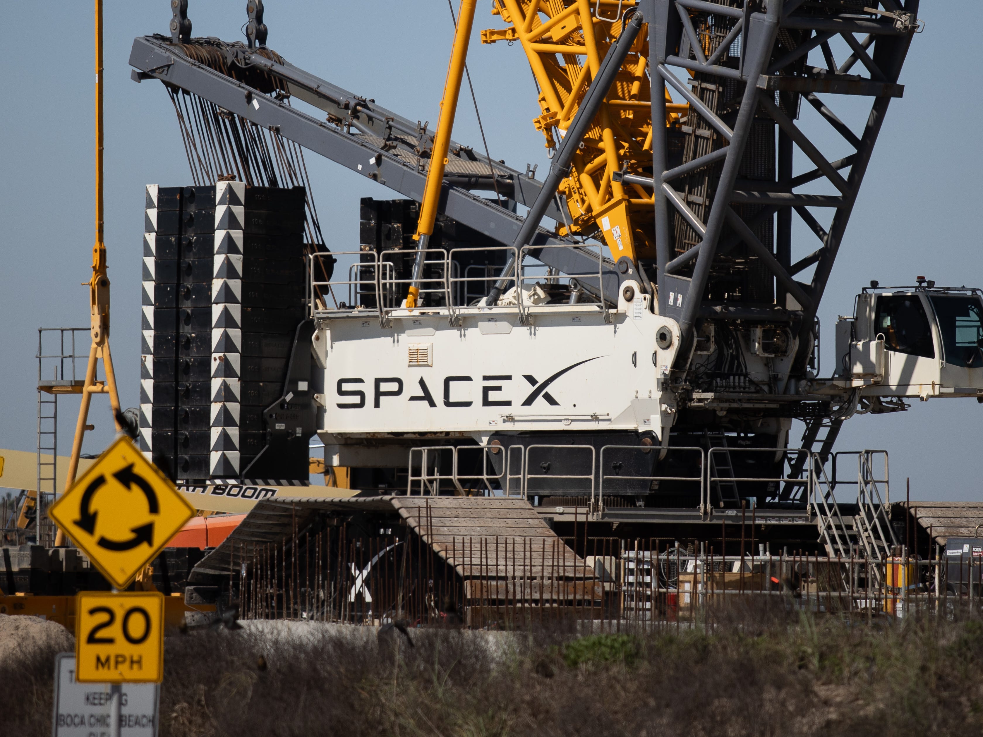 7 numbers that define SpaceX's historic IPO filing