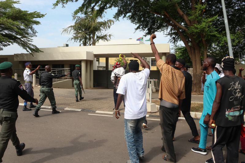 Nigeria busts meth cartel in largest seizure, arrests kingpin