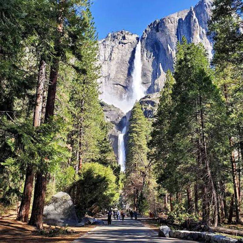 20 spectacular waterfalls that define America’s natural beauty