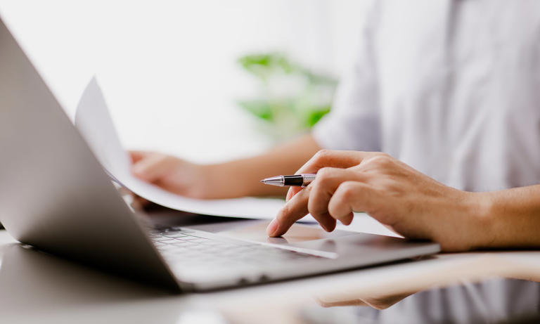 How to find a job in 30 days: 9 things you should do immediately if you ...
