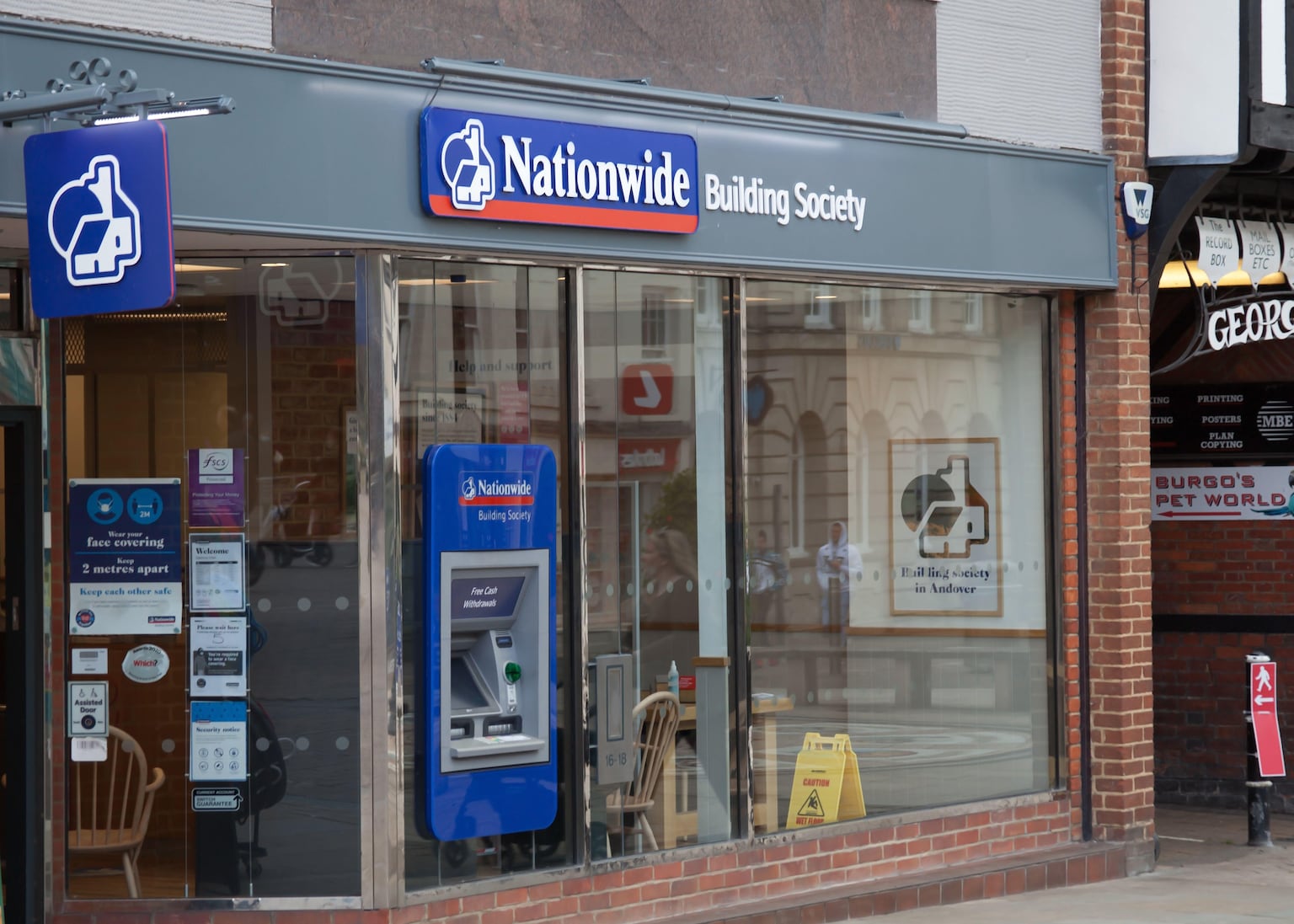 Nationwide to overtake Lloyds to have UK’s biggest branch network next ...