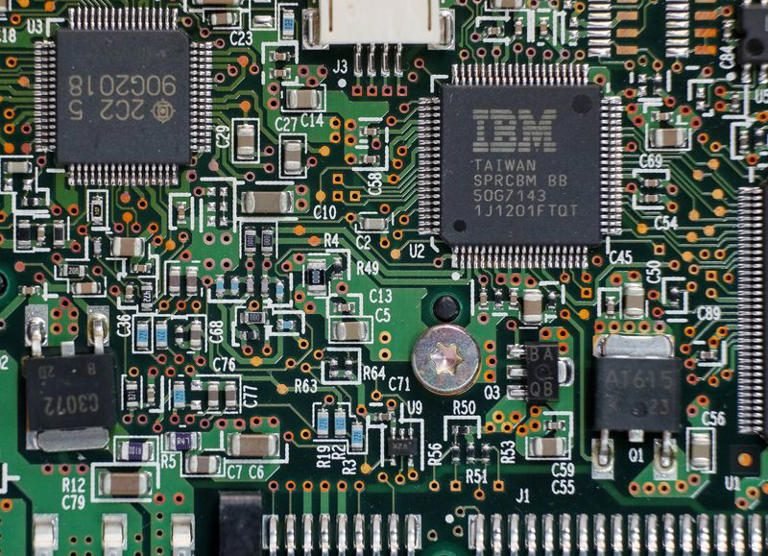 US to award $2 billion to quantum computing firms, take equity stakes ...