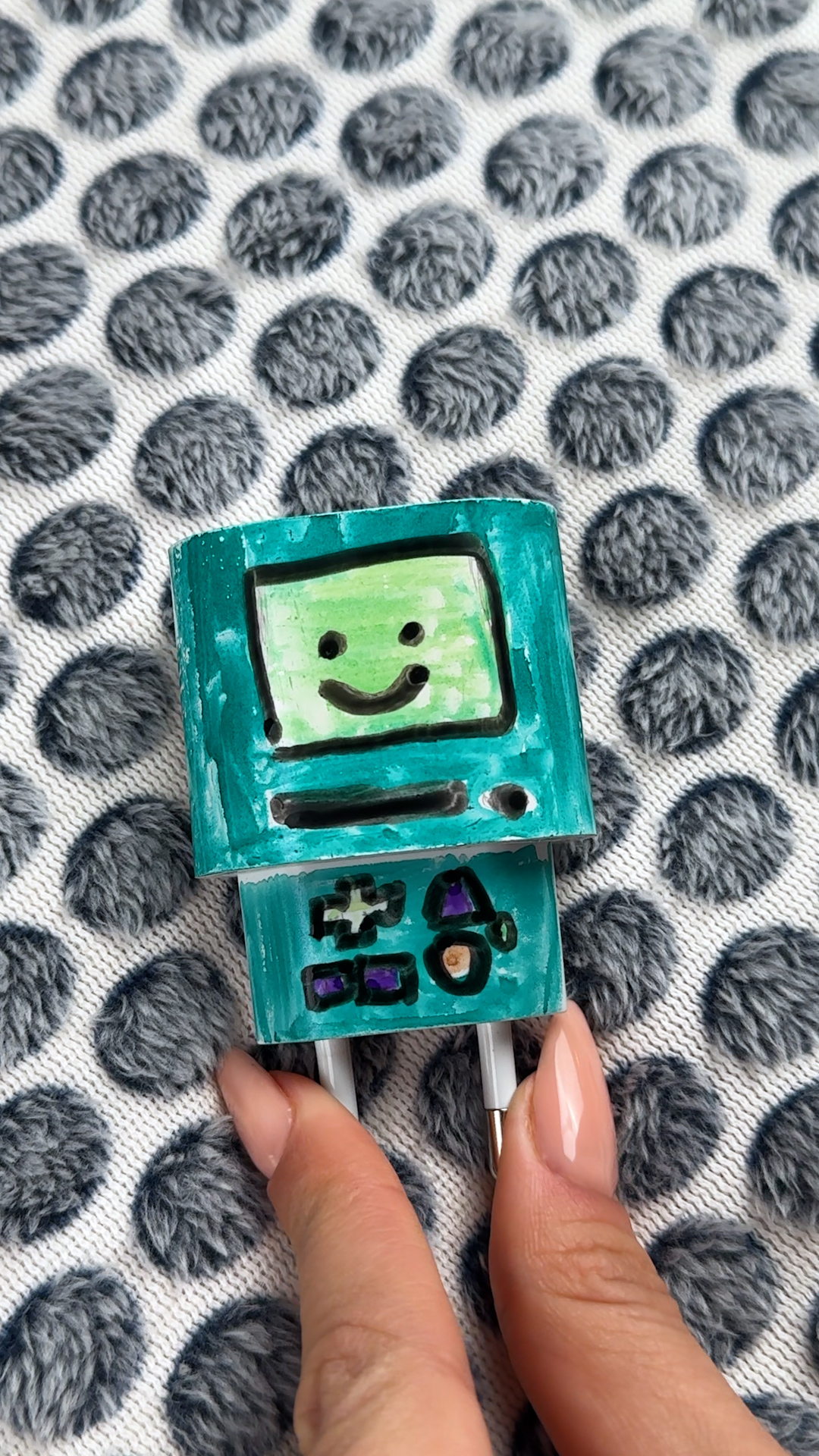 Turn charger into cute robot 🤖🔌