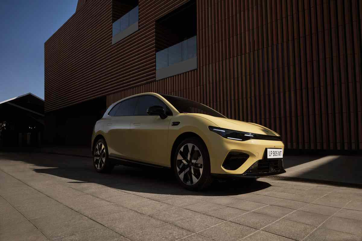 Leapmotor B05 ora si può ordinare in Italia, ecco i prezzi