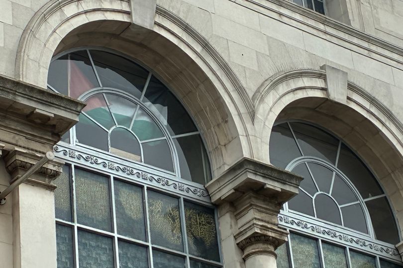 Leicester mayor says officers overreacted in dispute over Palestine flag