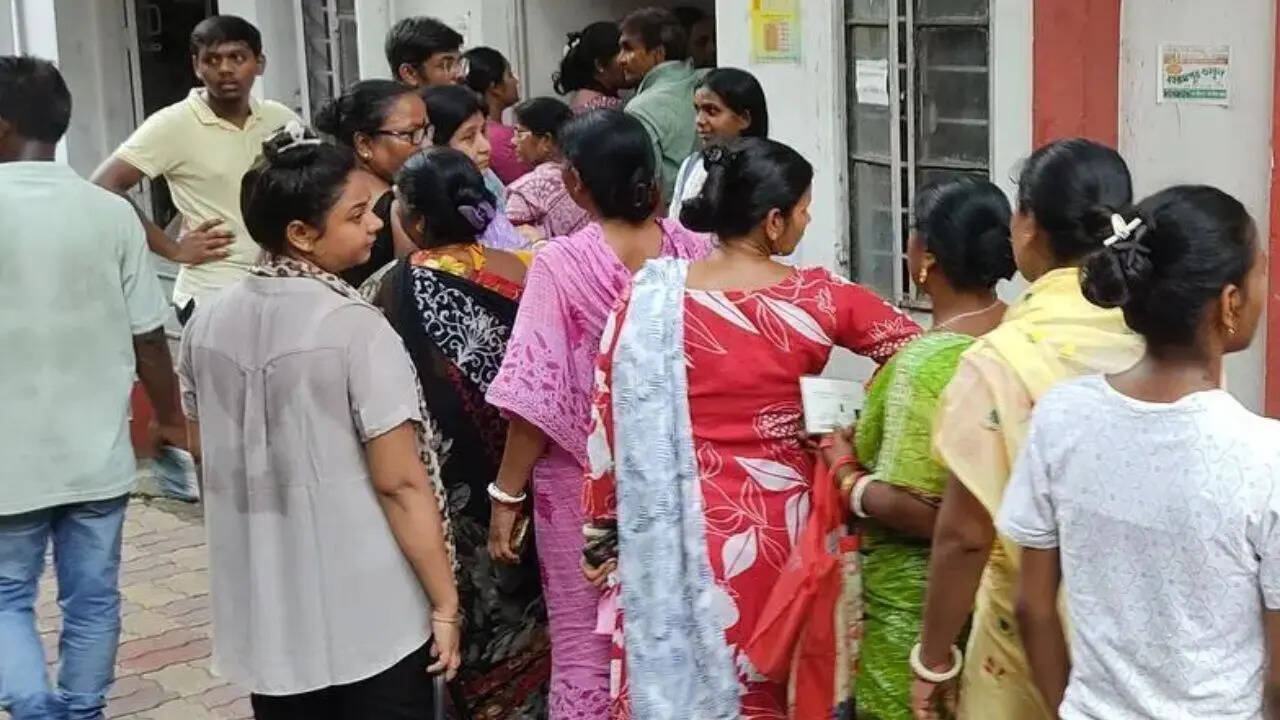 West Bengal Annapurna Yojana set for rollout: Check eligibility ...