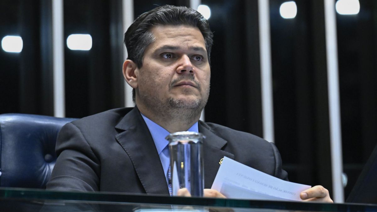 Congresso articula derrubada de veto que impede recursos a municípios