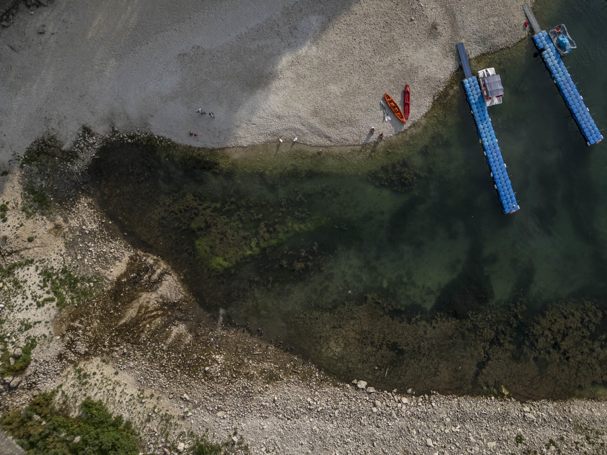 Italy’s heart-shaped lake in Abruzzo