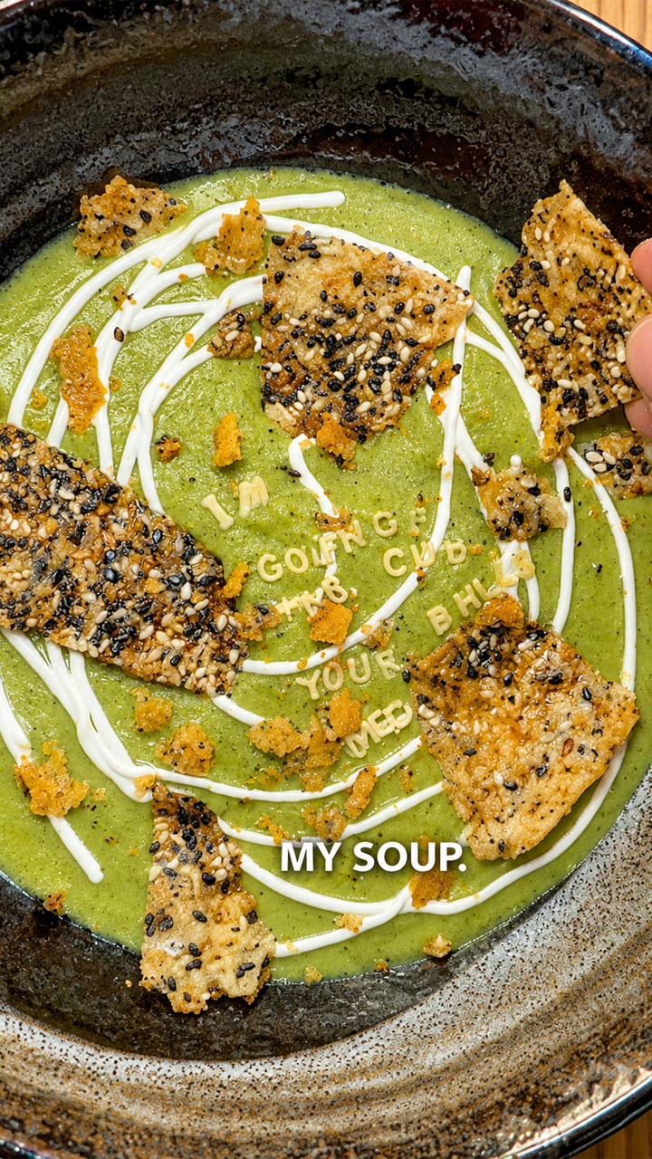 Broccoli soup food experiment: Strange internet food art