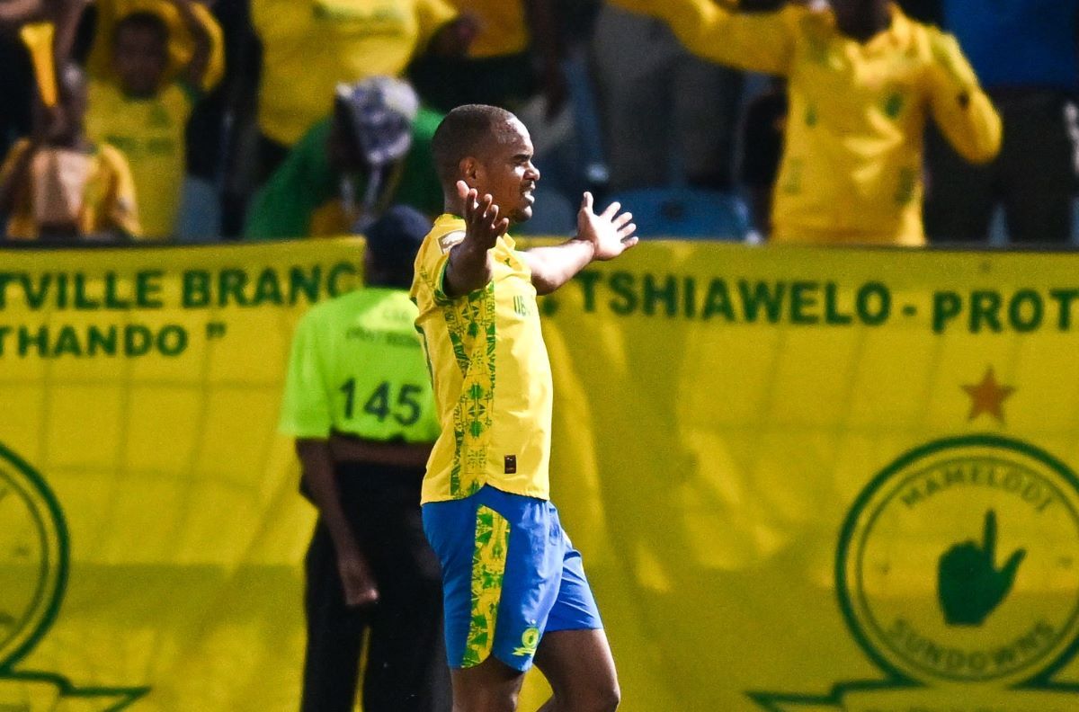 Orlando Pirates to pounce on two 'unhappy' Sundowns forwards?