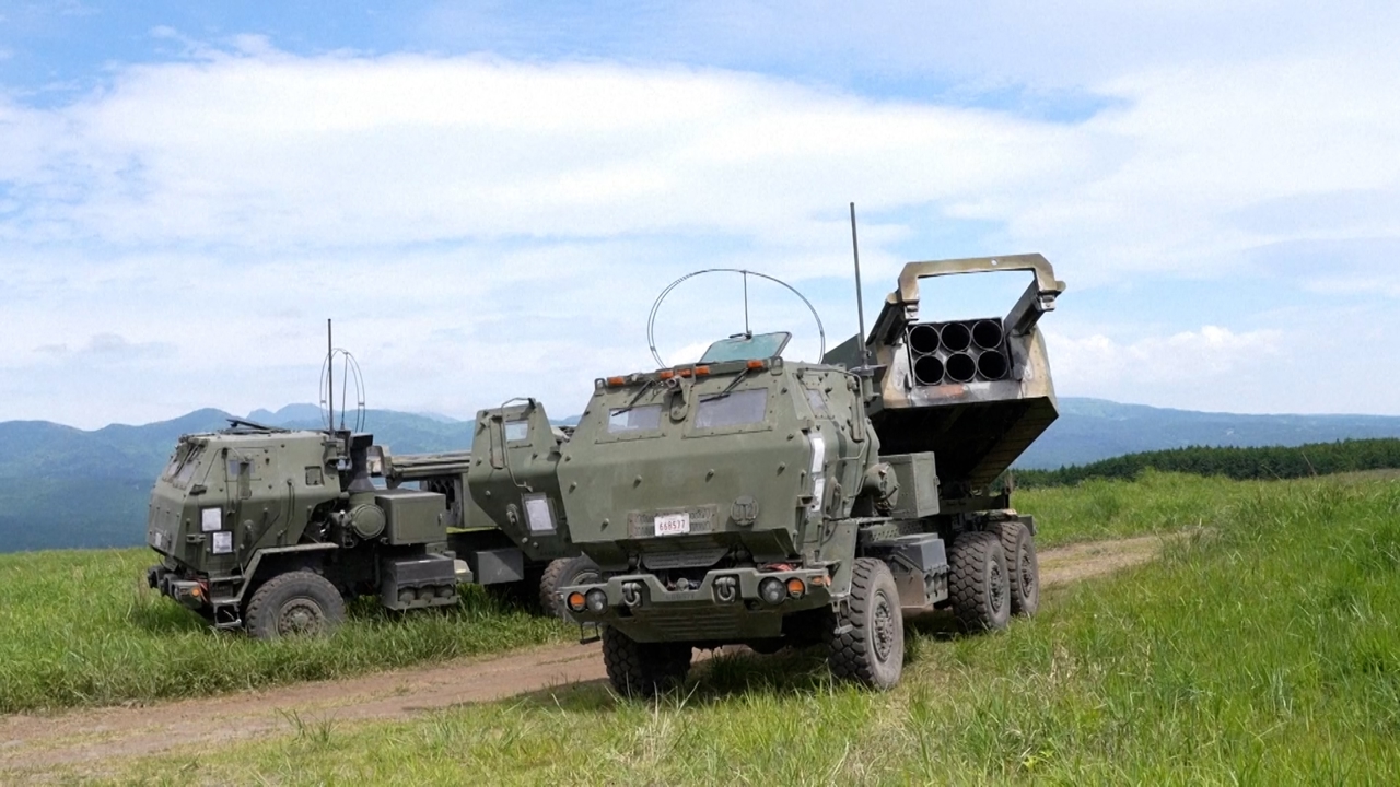 US Marines test HIMARS near Mt. Fuji