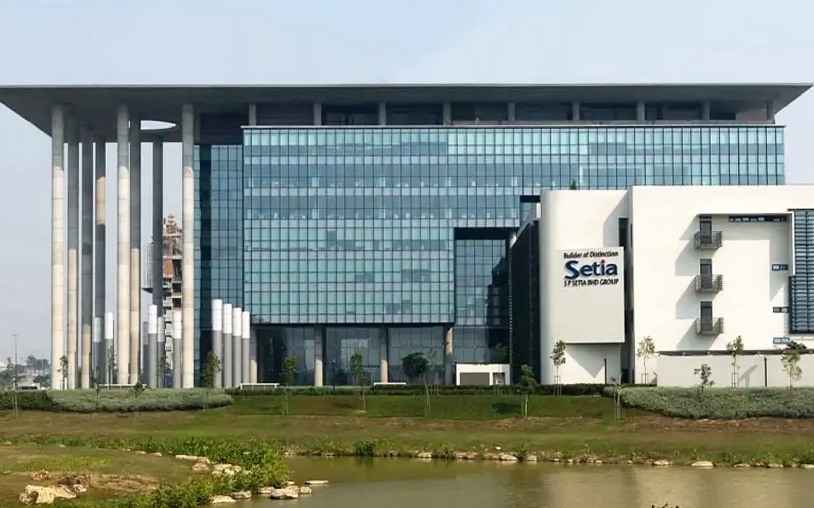 SP Setia drops 11% after Q1 profit tanks