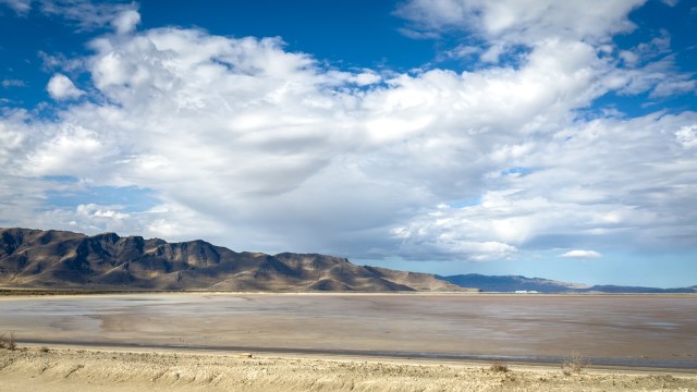 New filing stirs Great Salt Lake fears as giant Utah data center comes ...