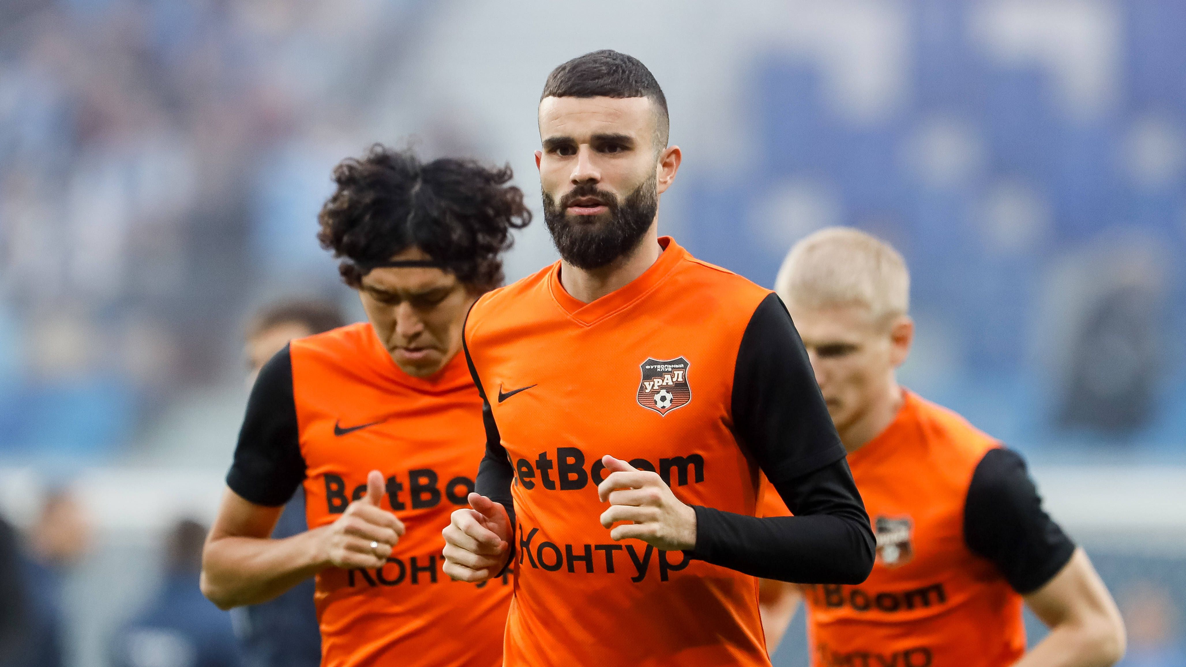 Rai Vloet is vrij na dodelijk ongeluk en laat direct van zich horen