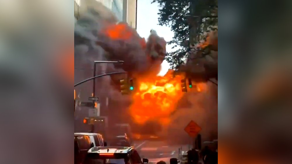 Huge fireball causes panic in New York