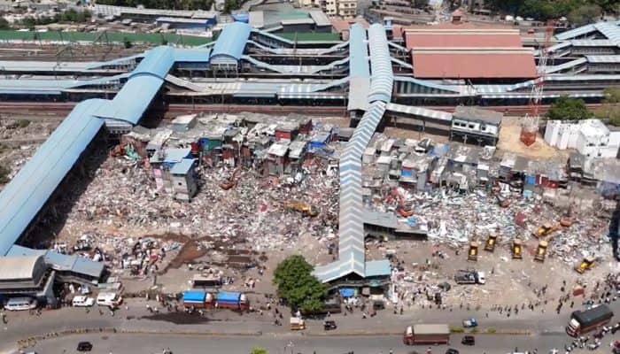 Bandra railway station anti-encroachment drive enters third day: 16 ...