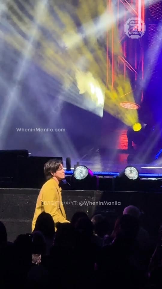 James Reid performs Daisies at Jessica Sanchez homecoming concert
