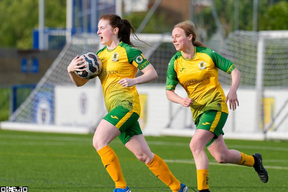 Horsham FC women ‘gutted’ to lose cup final – but boss takes the positives