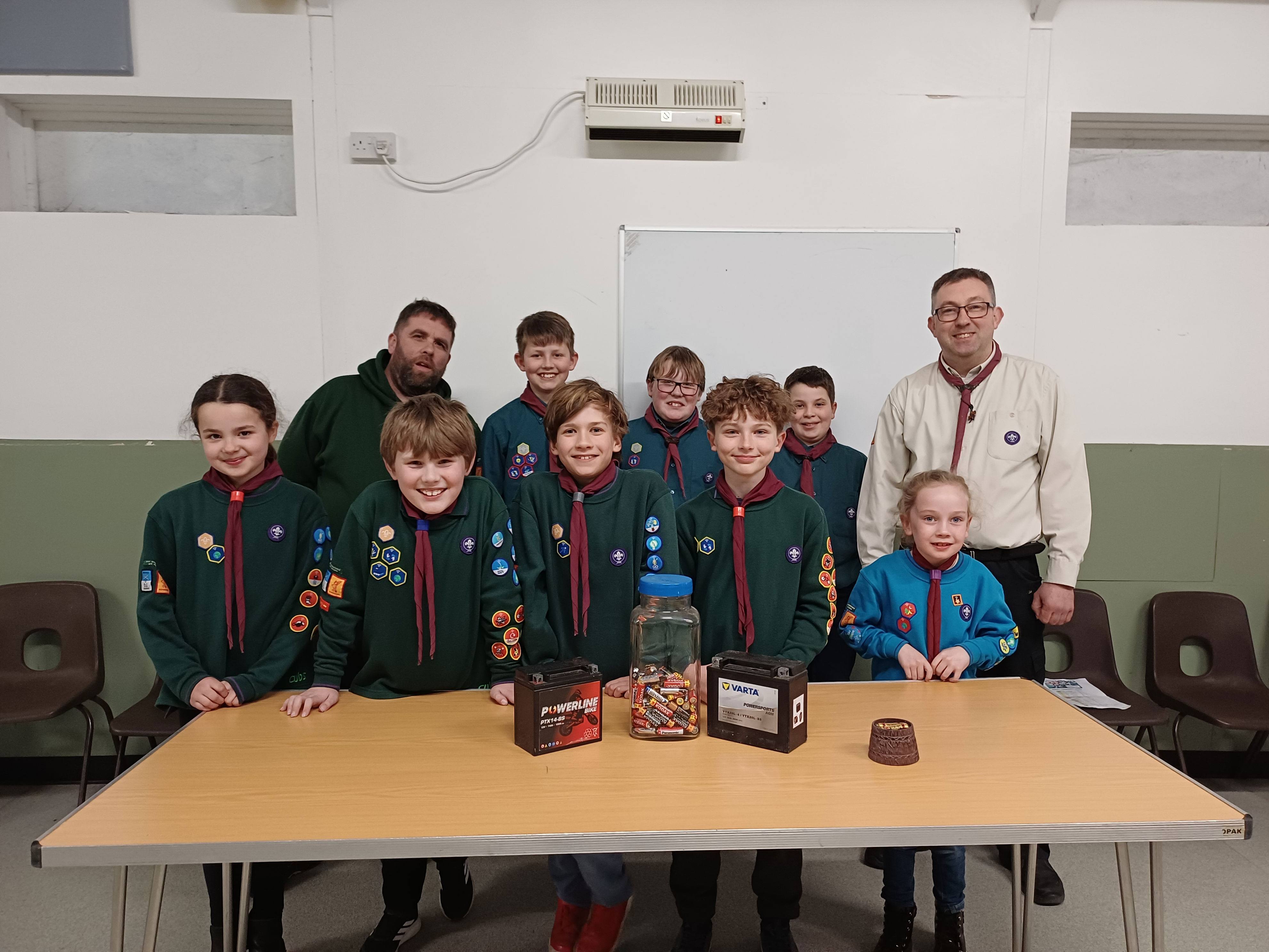 Scouts from 3rd Dunstable power up recycling with VARTA battery campaign