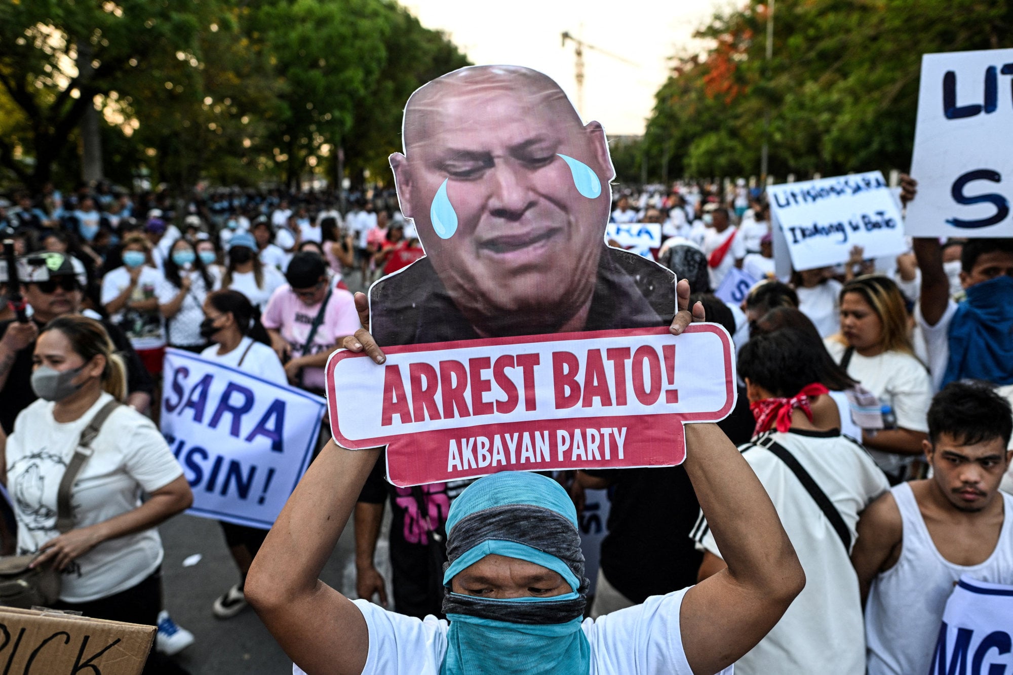 Philippine justice chief orders arrest of senator wanted by ICC