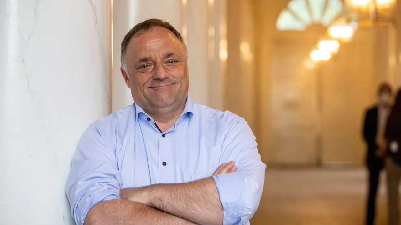 KU Leuven ontslaat viroloog van Rega Instituut na klachten over toxisch ...