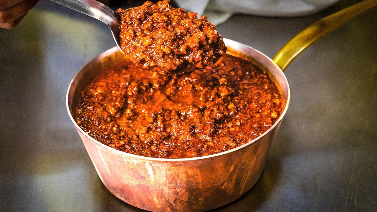 Watch why restaurant ragu tastes richer than homemade versions