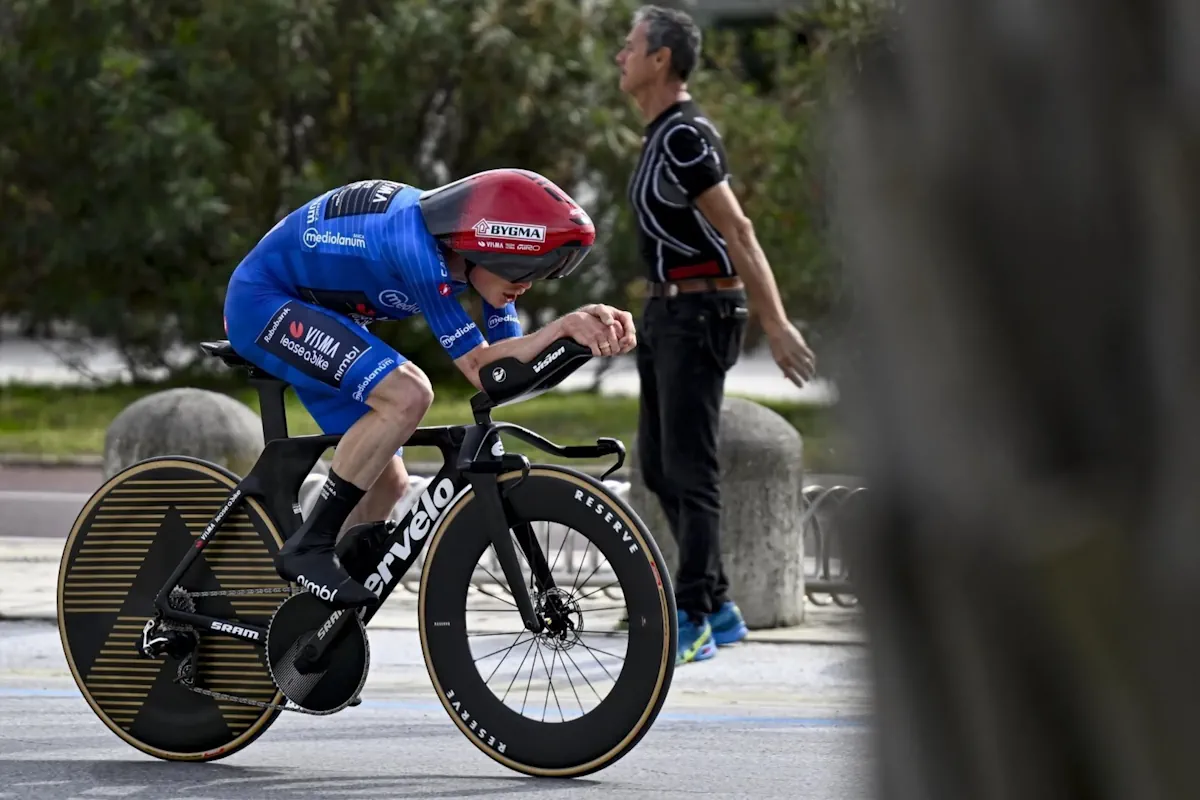 Giro d’Italia 2026, Tom Dumoulin spiega la crono deludente di Jonas ...