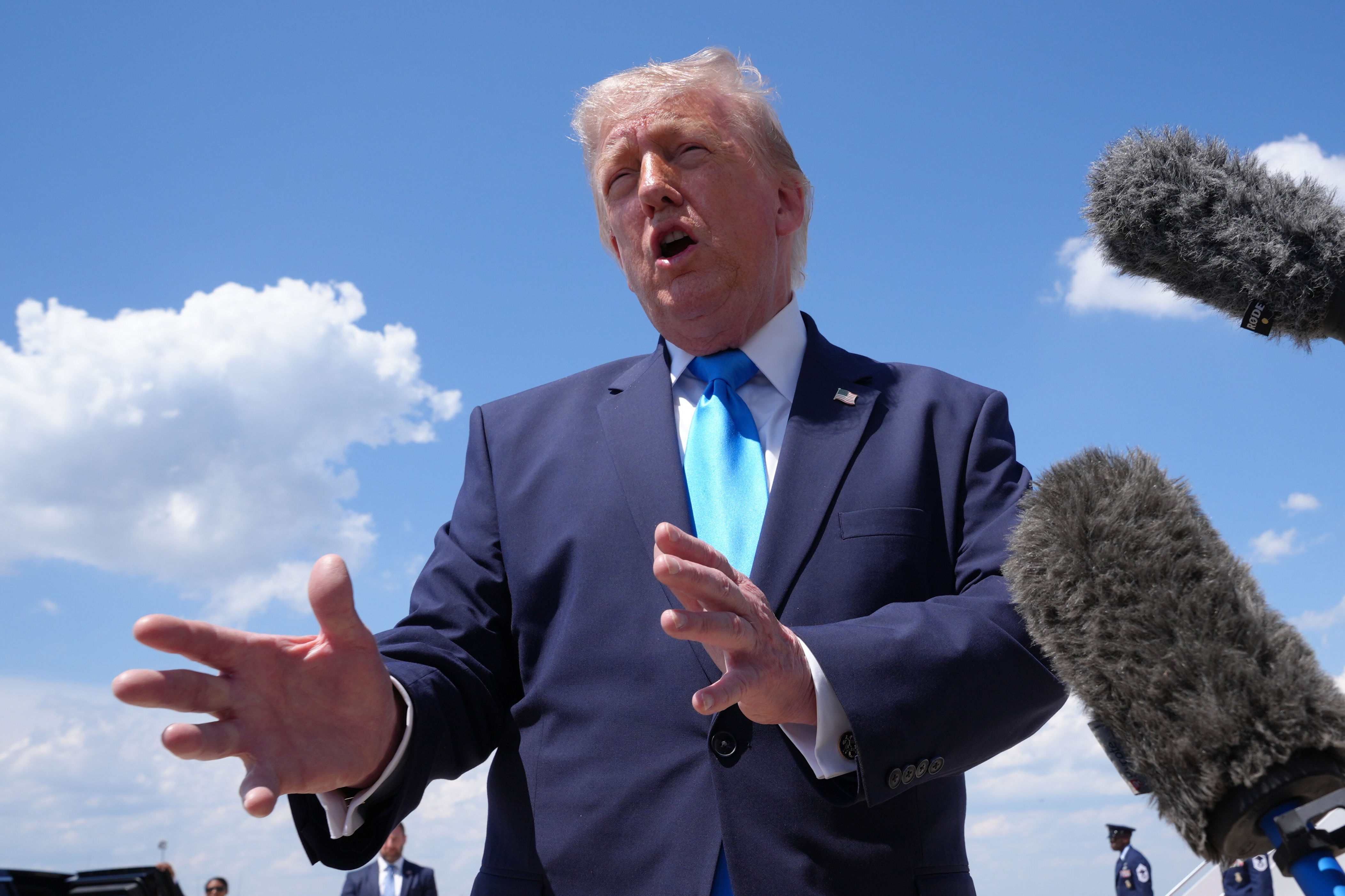 Trump slammed over 'morally repulsive' threat to reporter's fiancé