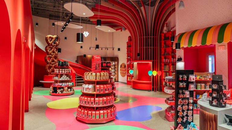 New tours coming to Sarris Candies