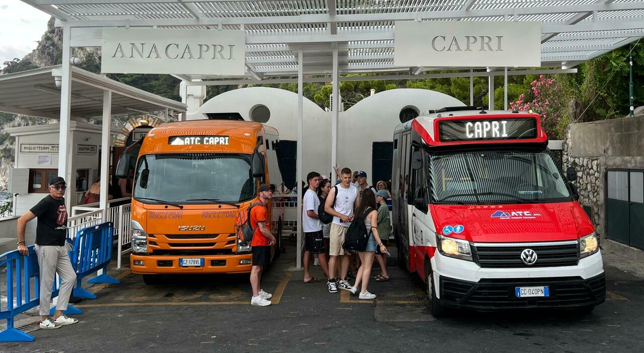 Svolta digitale a Capri: da metà giugno bus ATC solo con carta di ...