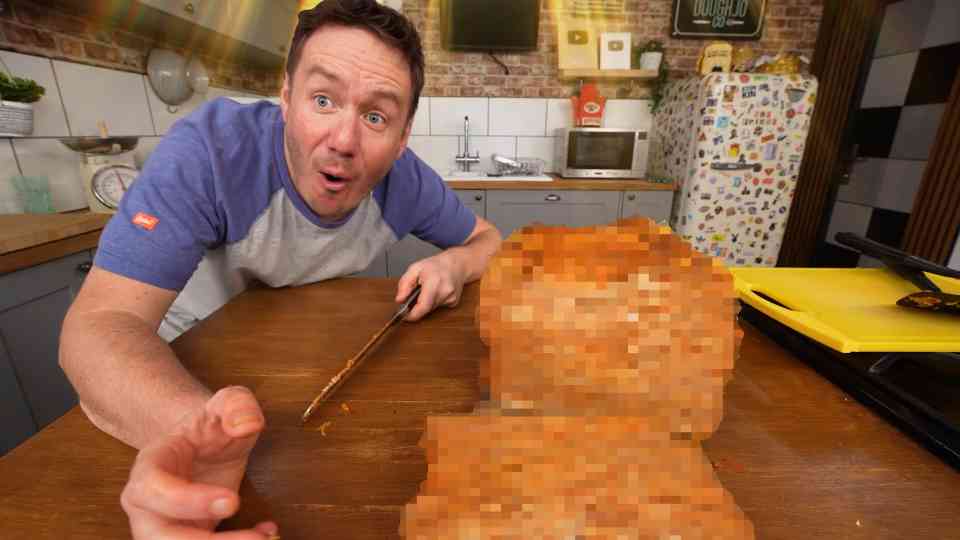 How to make a giant 100 layer lasagna at home