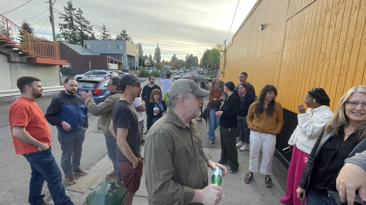 Aurora Ave. neighbors in Seattle demand emergency action over recent ...