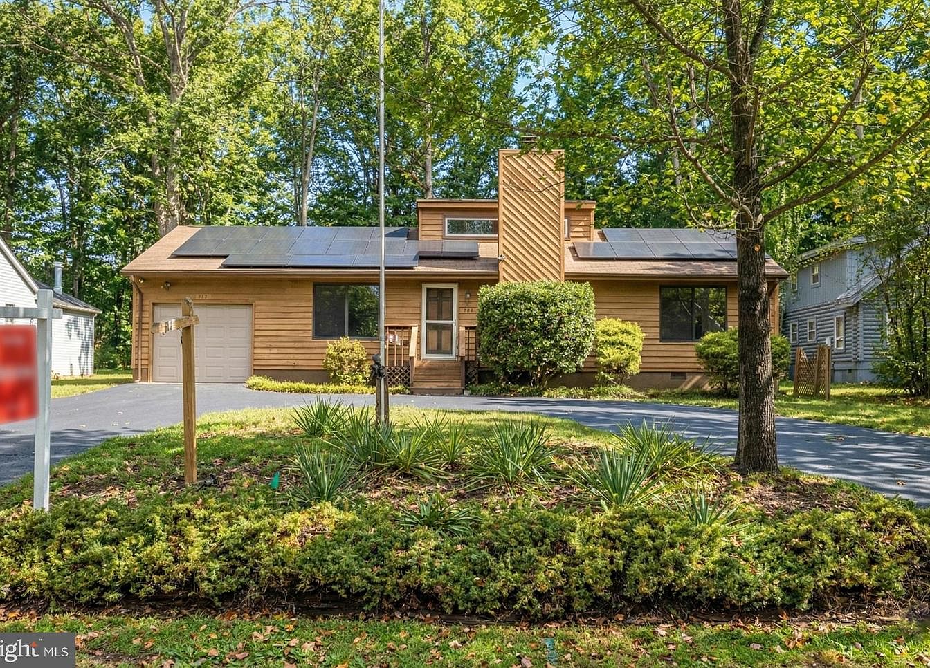 Charming 1988 home in Locust Grove, Virginia, featuring wood-beamed ...