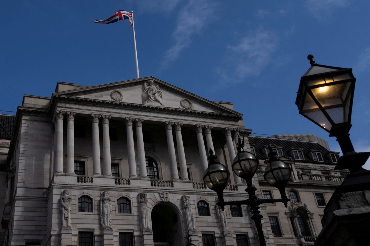 Extended hold might be enough to contain inflation, BOE’s Taylor says