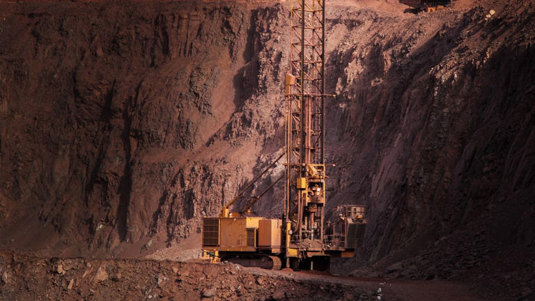 Cooper Metals appoints Bullion Drilling for Ardmore North and Attina