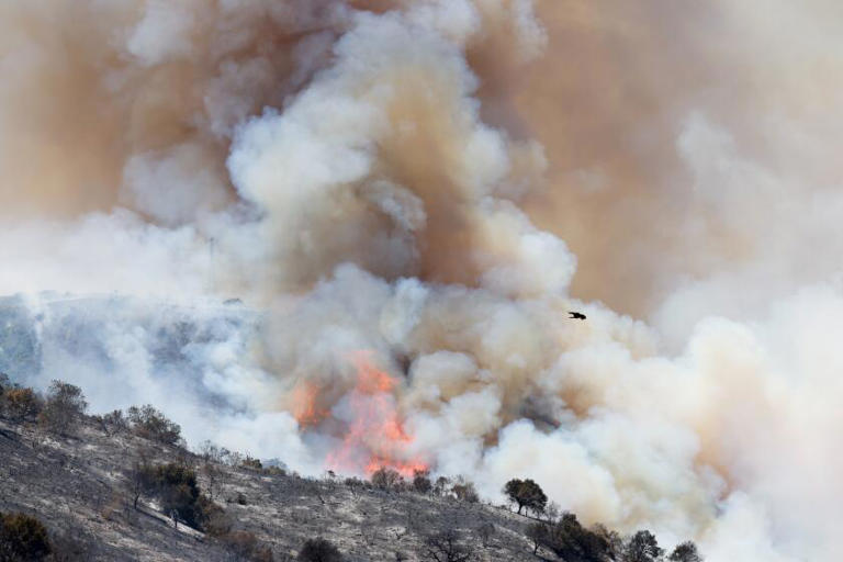 Multiple wildfires trigger unhealthy air quality alert in Southern ...