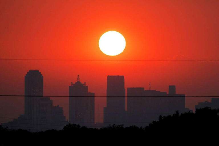 Thousands of Dallas County residents don't have air-conditioning, new ...