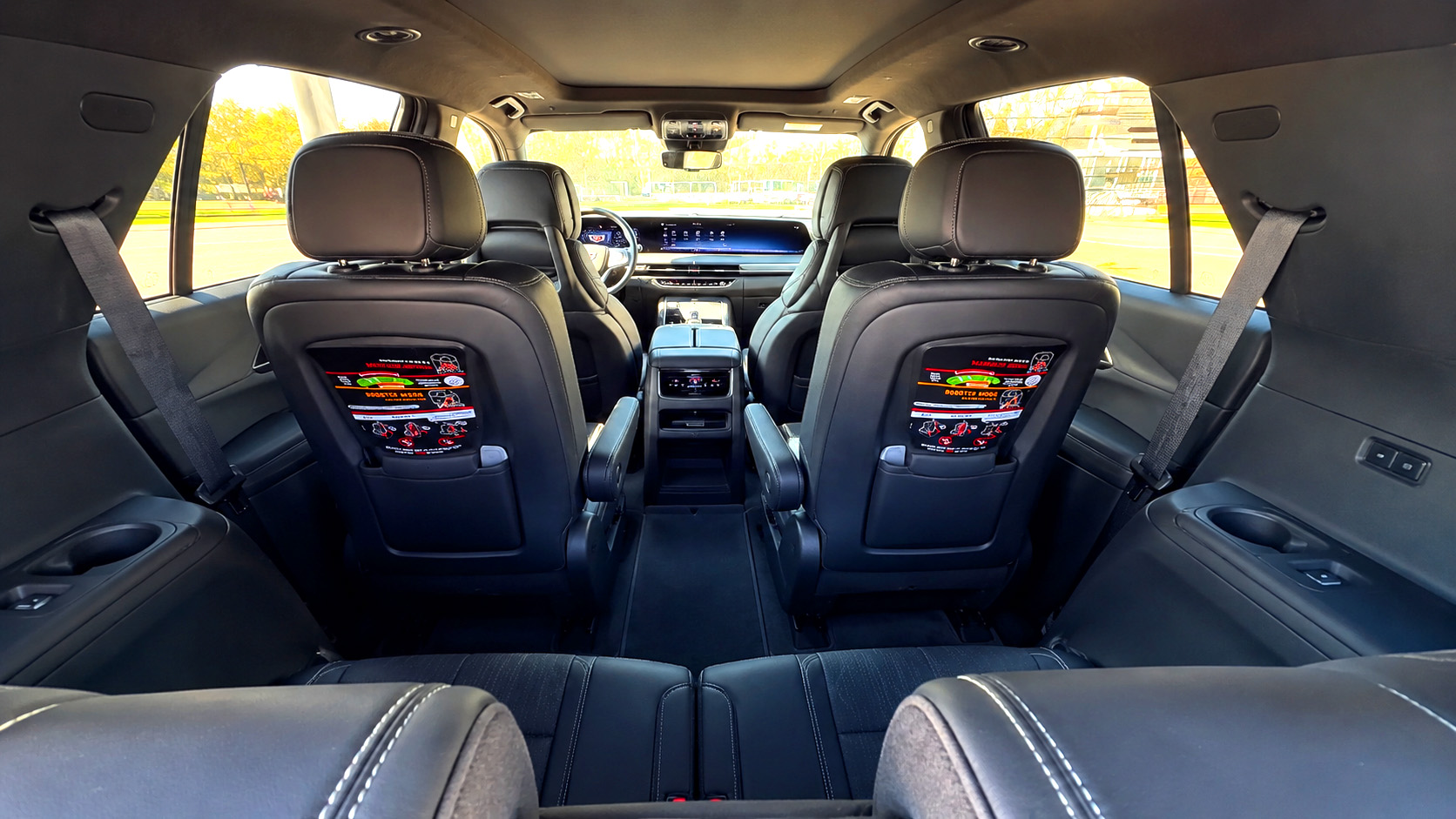 Cadillac VISTIQ sport brings luxury 3 row EV value