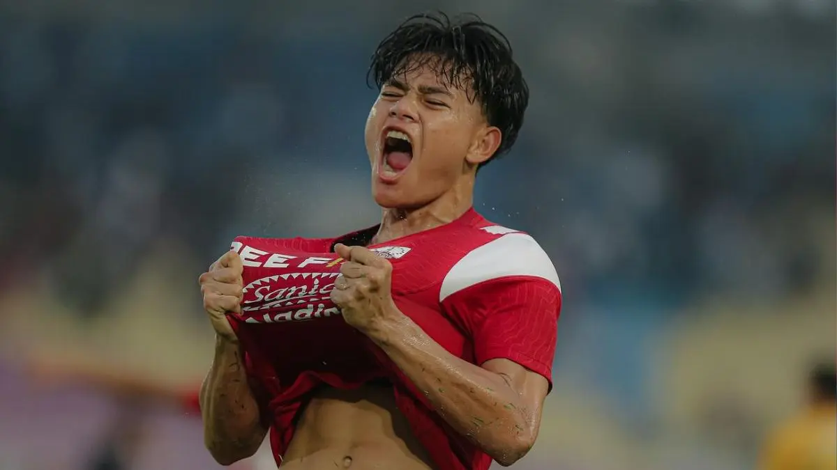 Persis Solo terancam cuci gudang! Persebaya Surabaya dan Arema FC mulai ...