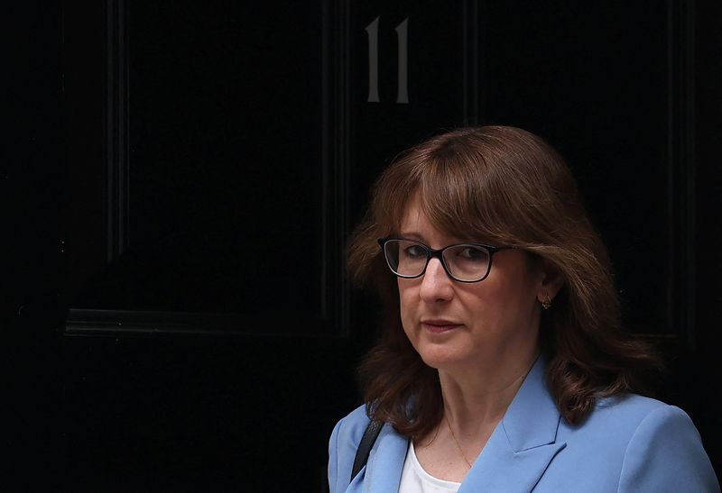 UK to close tax loophole, targeting oil and gas firms' profits