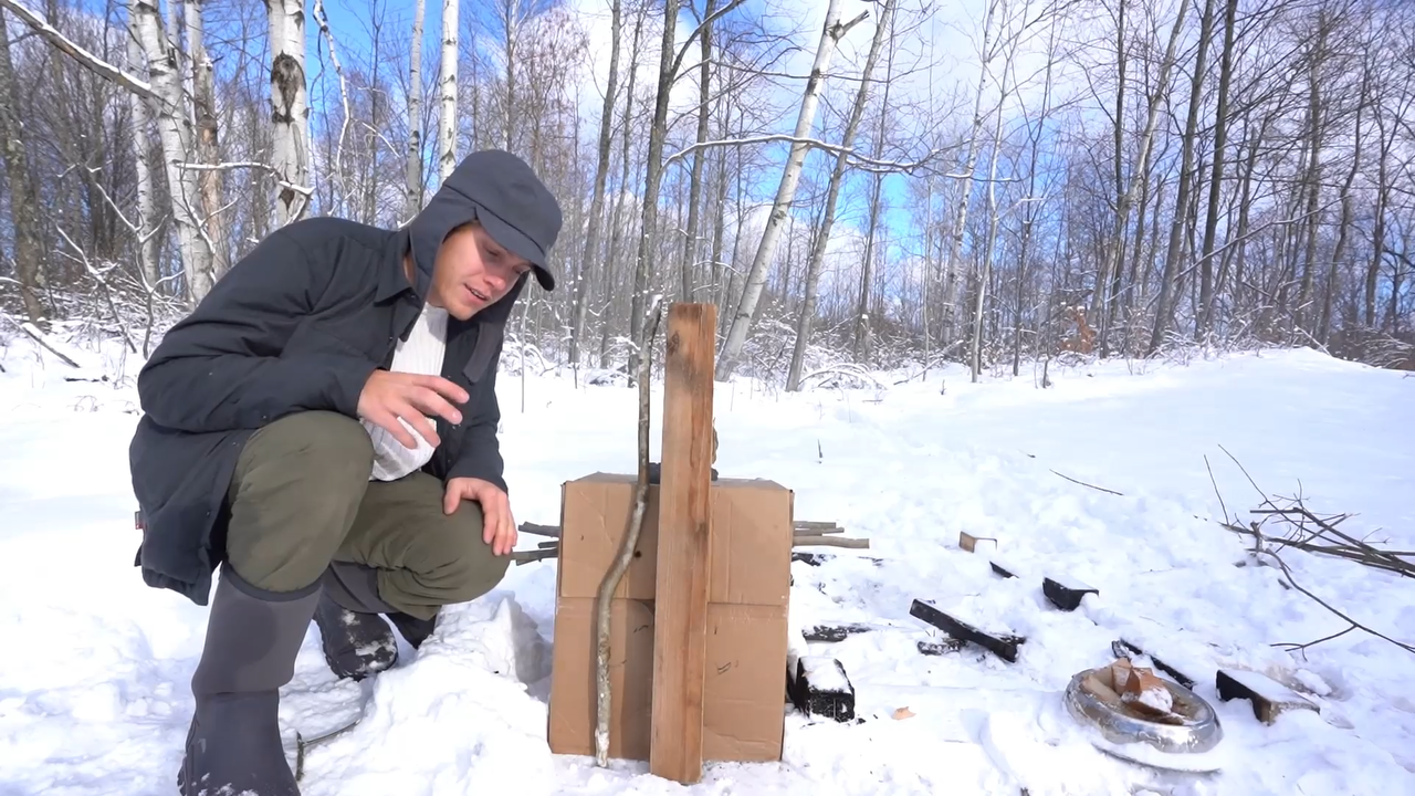 We smoked fresh salmon in a cardboard box and it actually worked