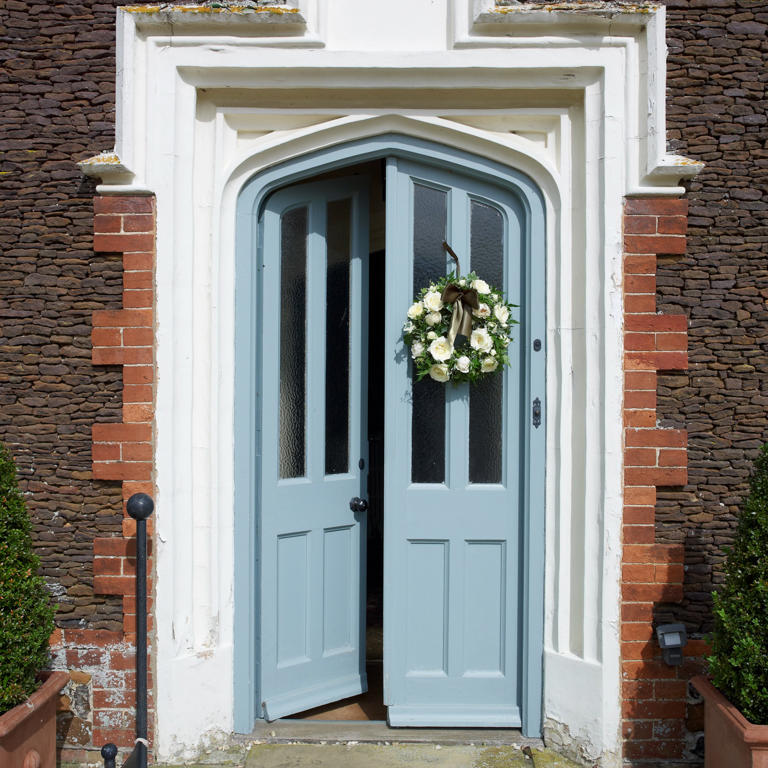 Natalie Cassidy’s eucalyptus doorscape makes her front door look ...