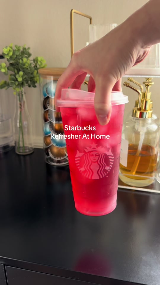 DIY Starbucks-style refreshers for summer