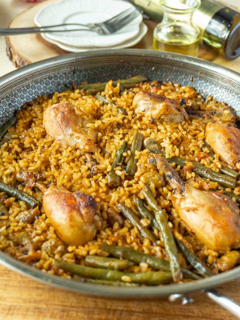 17 Spanish chicken dishes full of Mediterranean flair