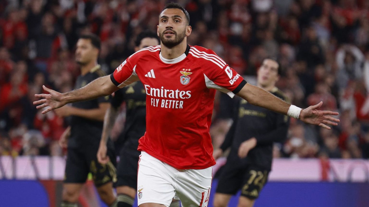 Champions League-club geïnteresseerd in voormalig Eredivisie-spits ...
