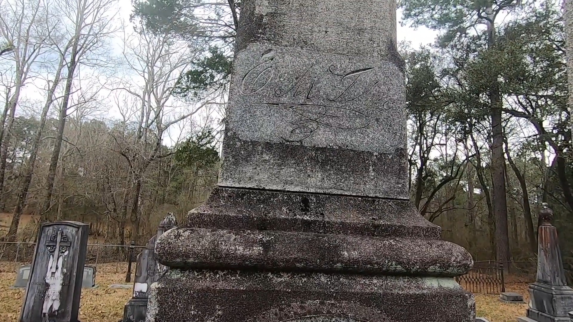 Original iron gates, Civil War burials, and an 1821 grave - this ...