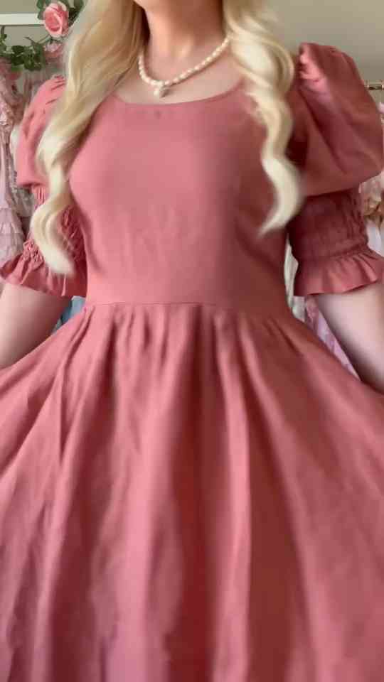Cottagecore GRWM with a soft pink vintage outfit