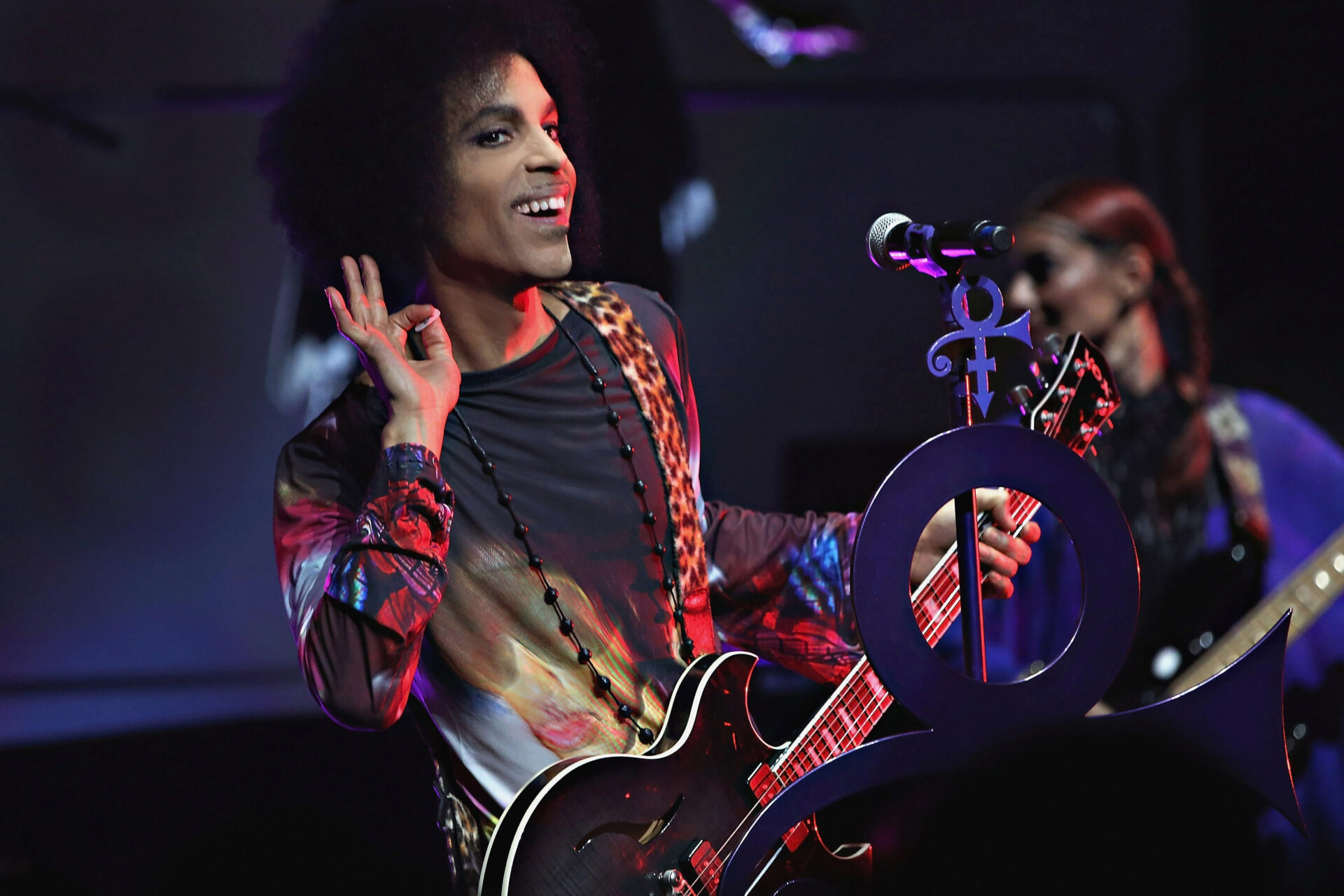 The secrets behind Prince's lonely death