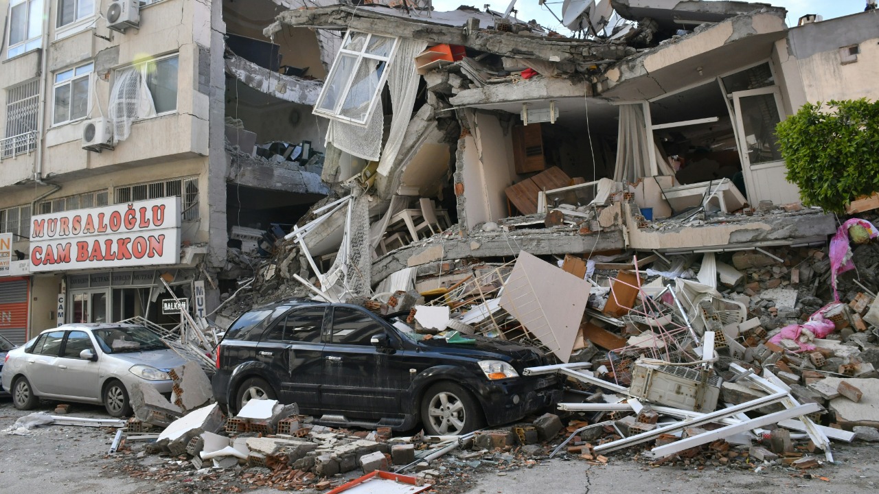 A magnitude 5.4 earthquake just struck eastern Turkey with severe ...