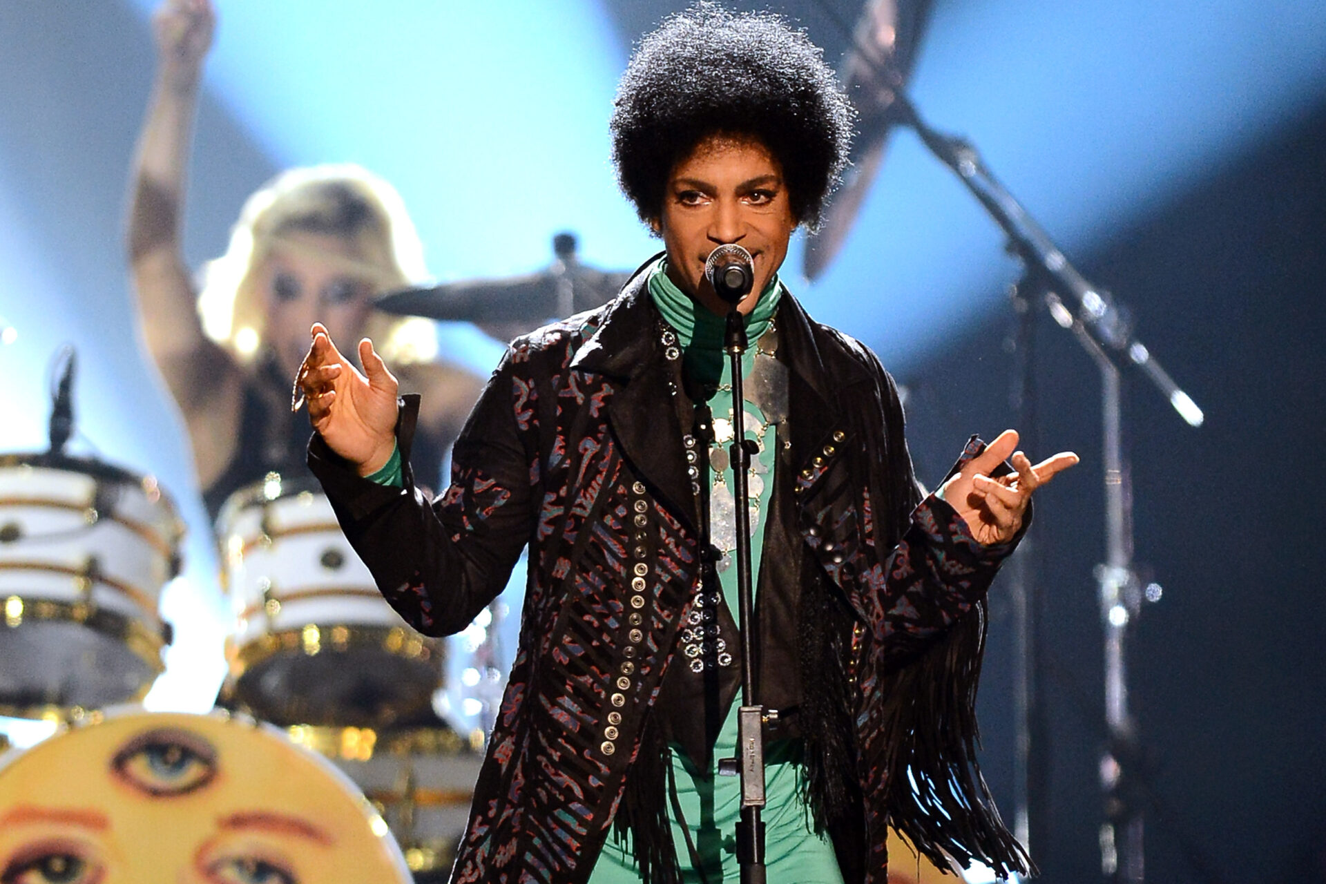 The secrets behind Prince's lonely death